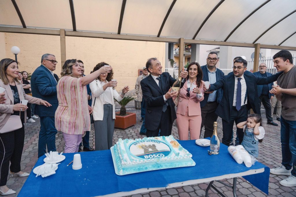 Bosco torna ad essere sindaco di Casapulla, battuta Anna Di Nardo ...